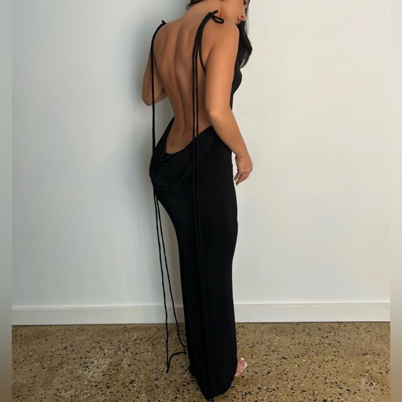 Mewmews Fashion | Dresses | Black Backless Maxi Dress Nwot Opted For ...